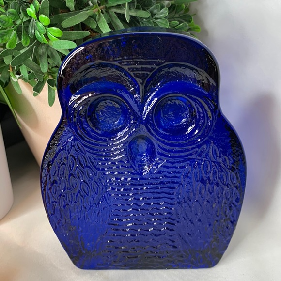 BLENKO | Accents | Vintage 96s Htf Blenko Peacock Cobalt Blue Glass Owl ...